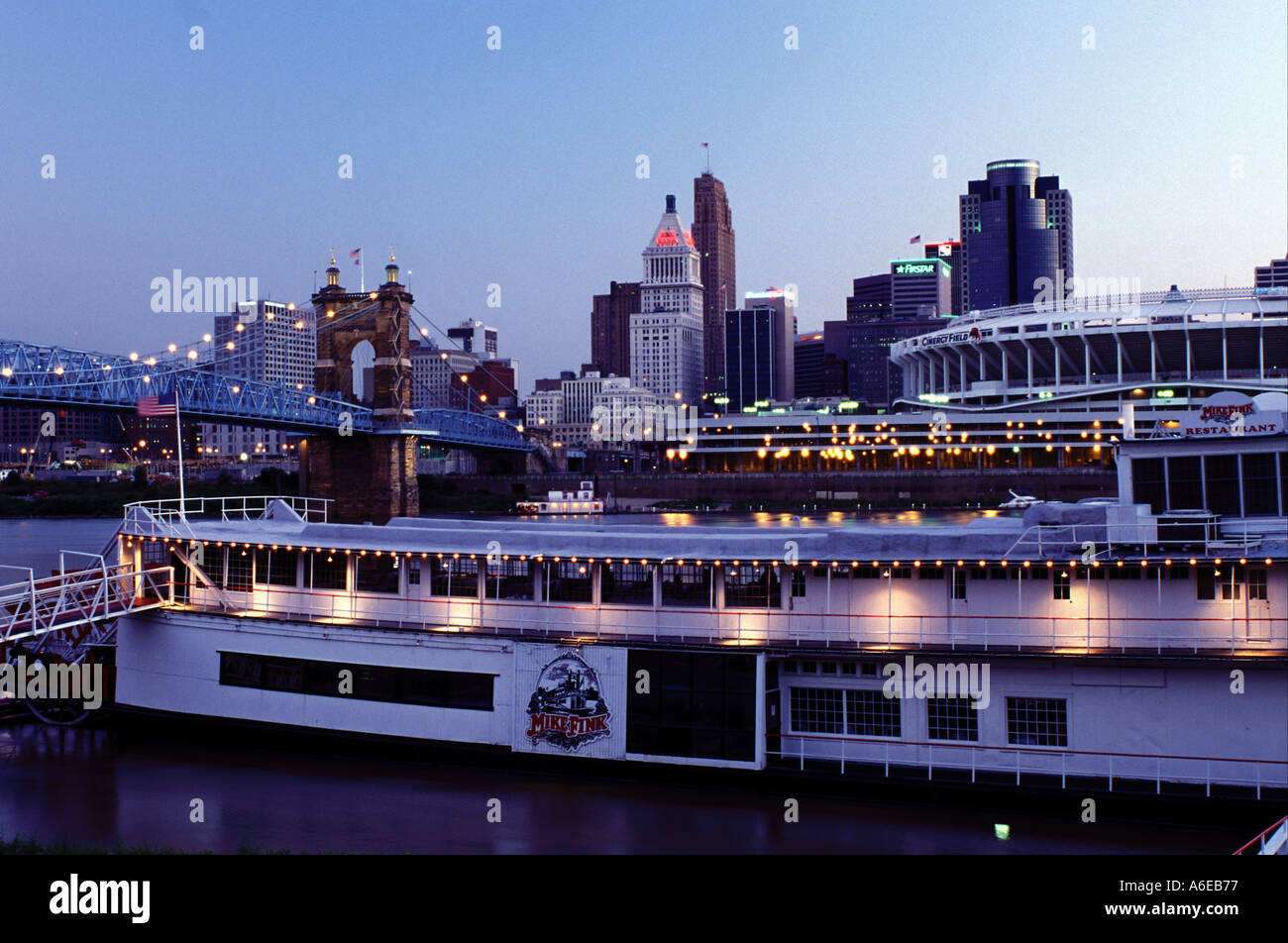 Cincinnati riverboat hi-res stock photography and images - Alamy