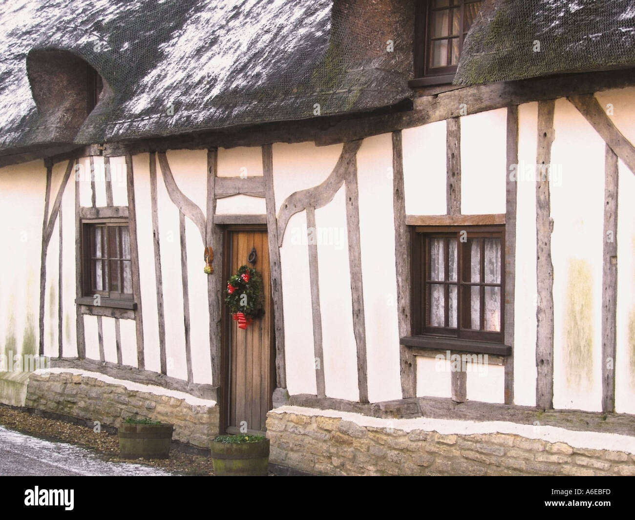 Yielden hi-res stock photography and images - Alamy