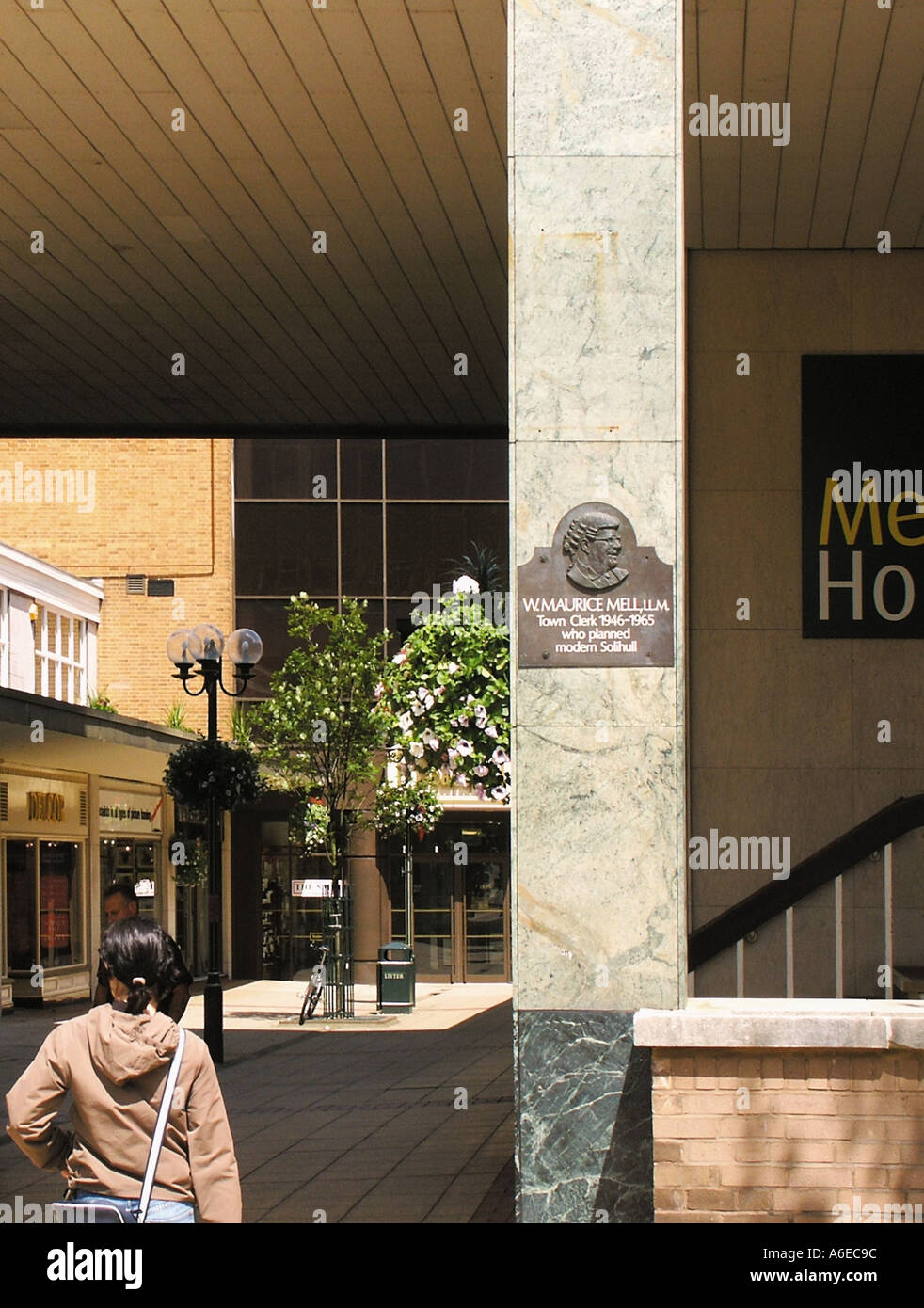 mell square solihull town centre west midlands england Stock Photo - Alamy