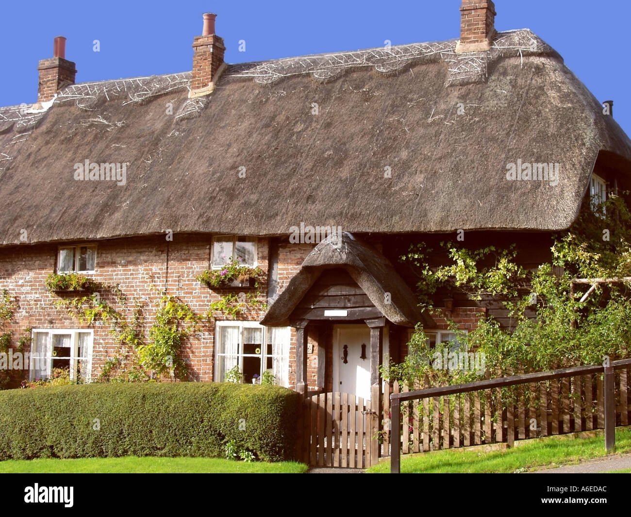 buckinghamshire chilterns cottages ellesborough Stock Photo - Alamy