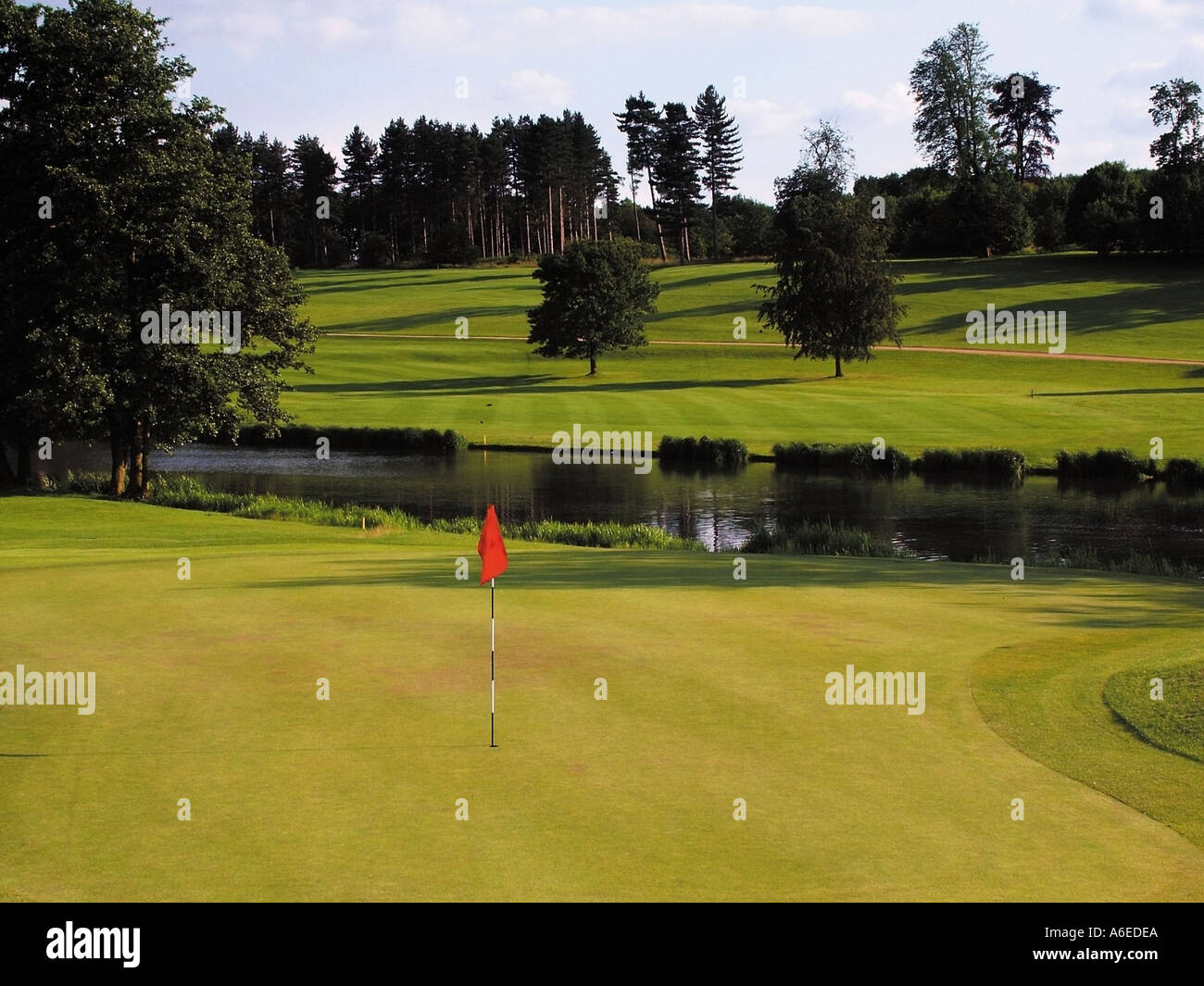 The hertfordshire golf hi-res stock photography and images - Alamy