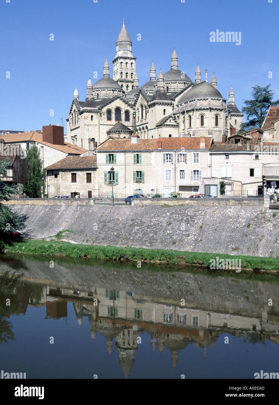 View still River Isle & spire of Romanesque style French Catholic ...