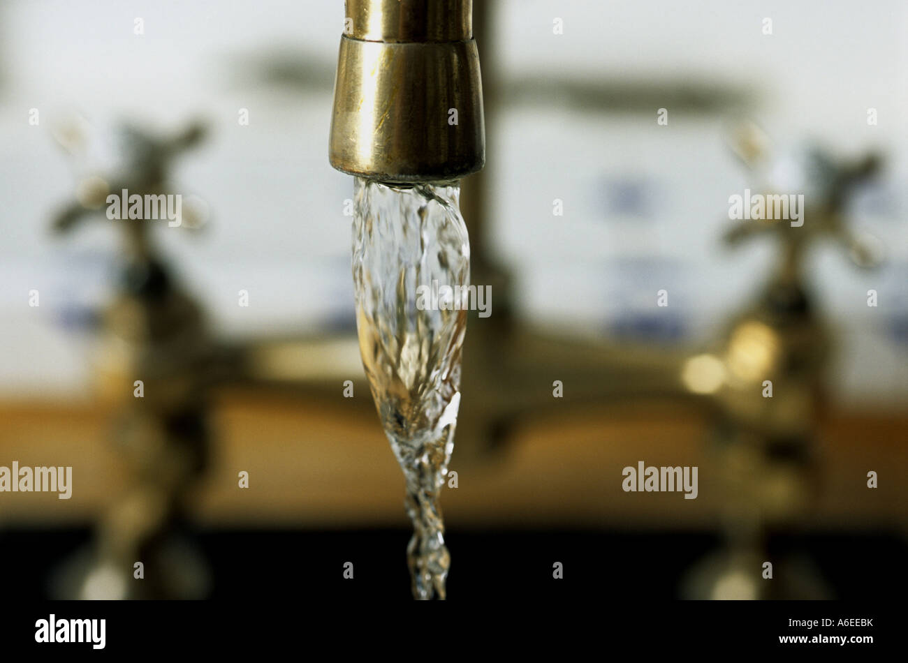 Running water uk hi-res stock photography and images - Alamy