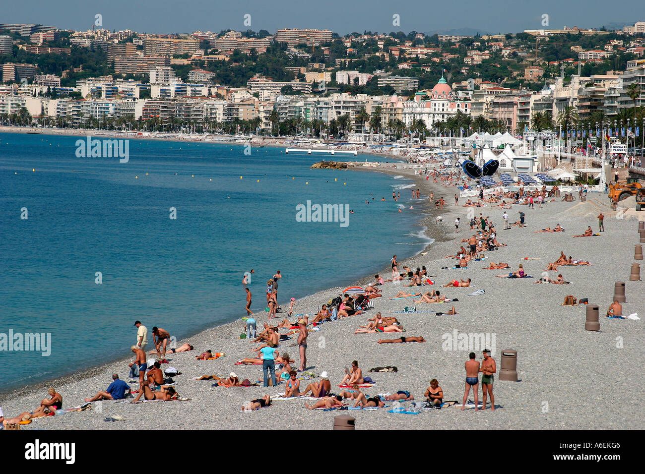 Beach Baie des Anges in Nizza ALPES COTE D AZUR EUROPE, FRANCE Stock ...