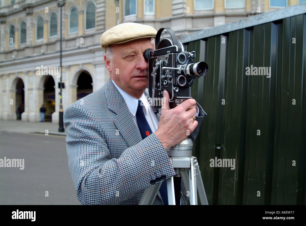 AMATEUR FILM MAKER IN FILMING THE VE DAY 8 MAY 2005 LONDON G BRITAIN ...