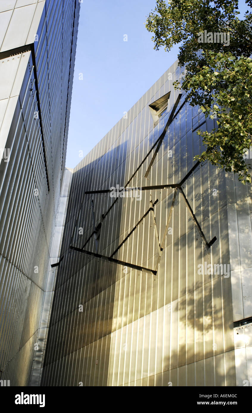 Jewish museum, Berlin by Daniel Libeskind Stock Photo - Alamy
