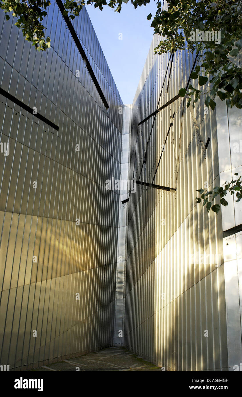 Jewish museum, Berlin by Daniel Libeskind Stock Photo - Alamy