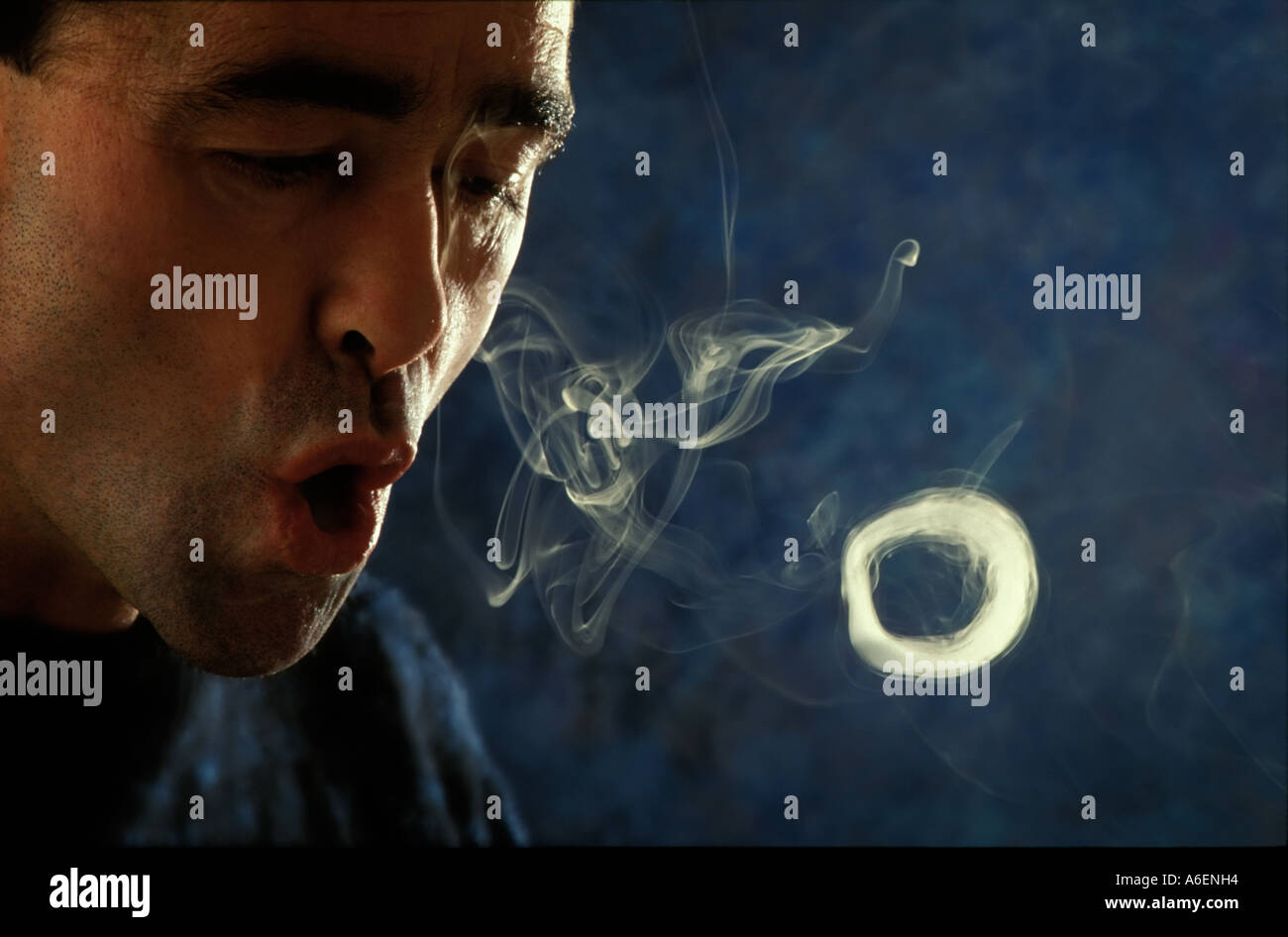 Smoke ring hi-res stock photography and images - Alamy