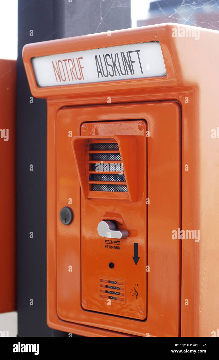 Emergency alarm hi-res stock photography and images - Alamy