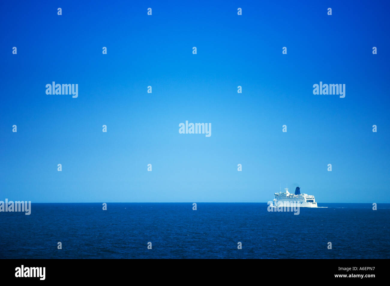 The Inter Island ferry Interislander in Cook Strait which separates New ...