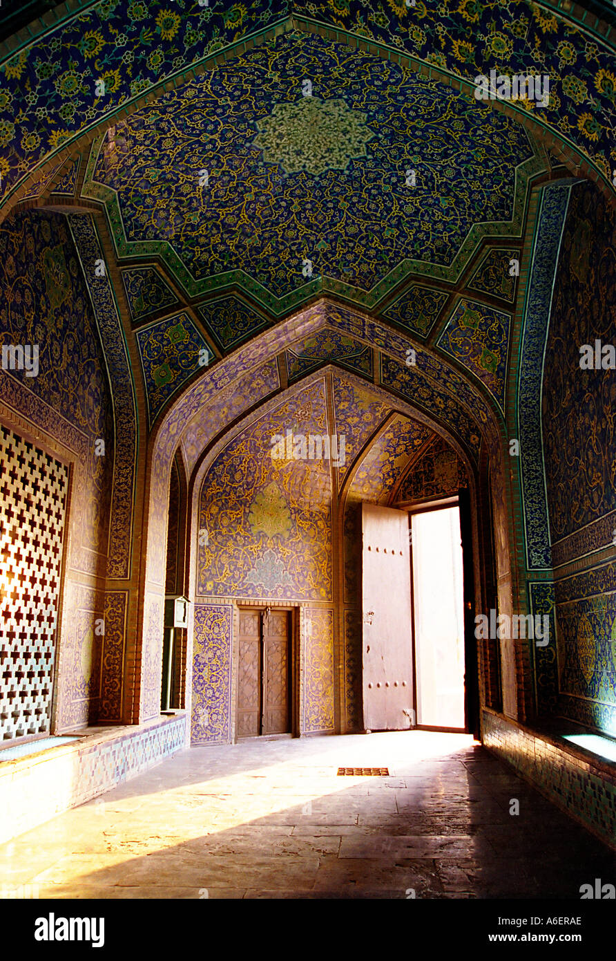 Mosque Interior Esfehan Iran Stock Photo - Alamy
