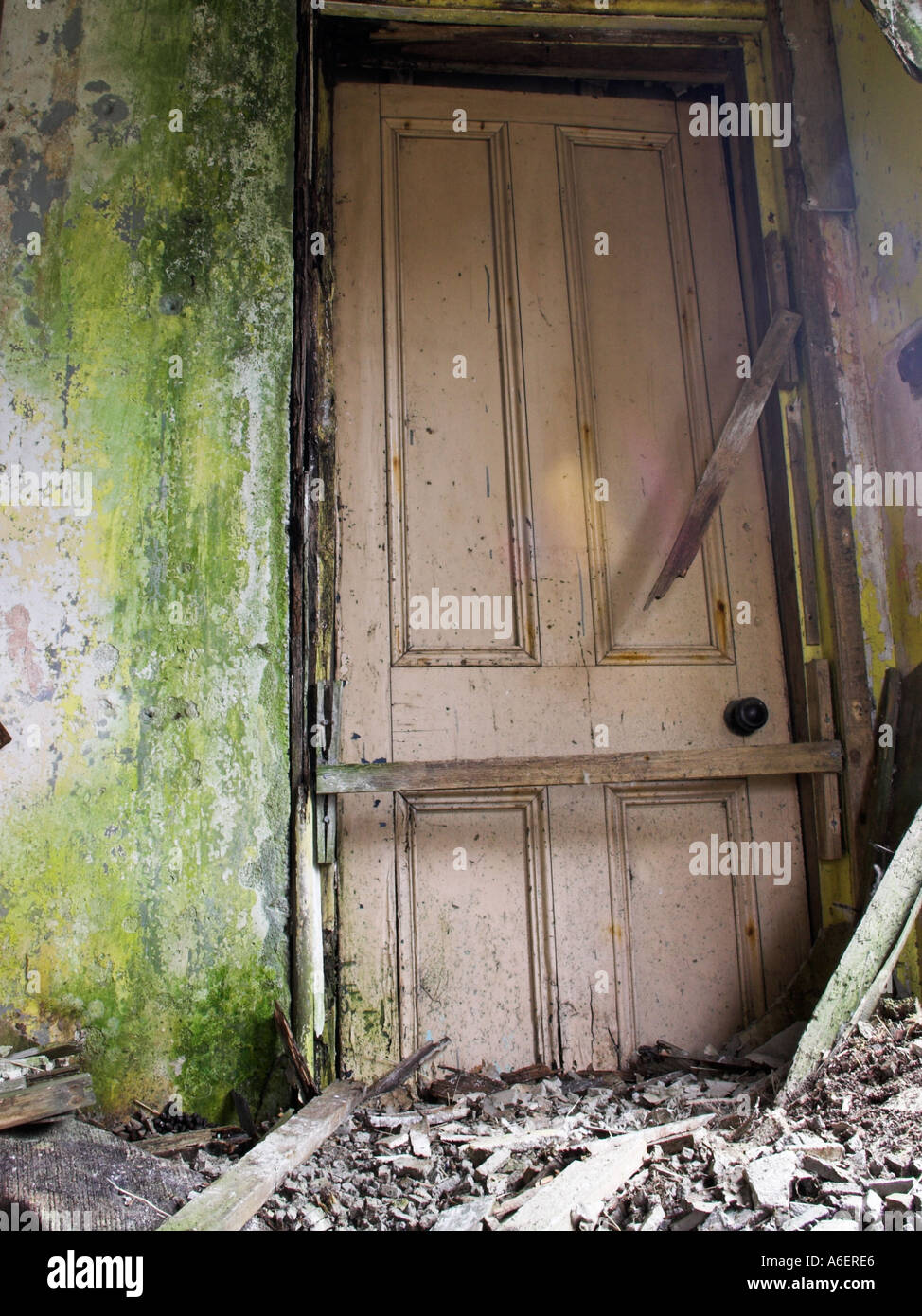 door in derelict building Shetland Scotland Stock Photo - Alamy