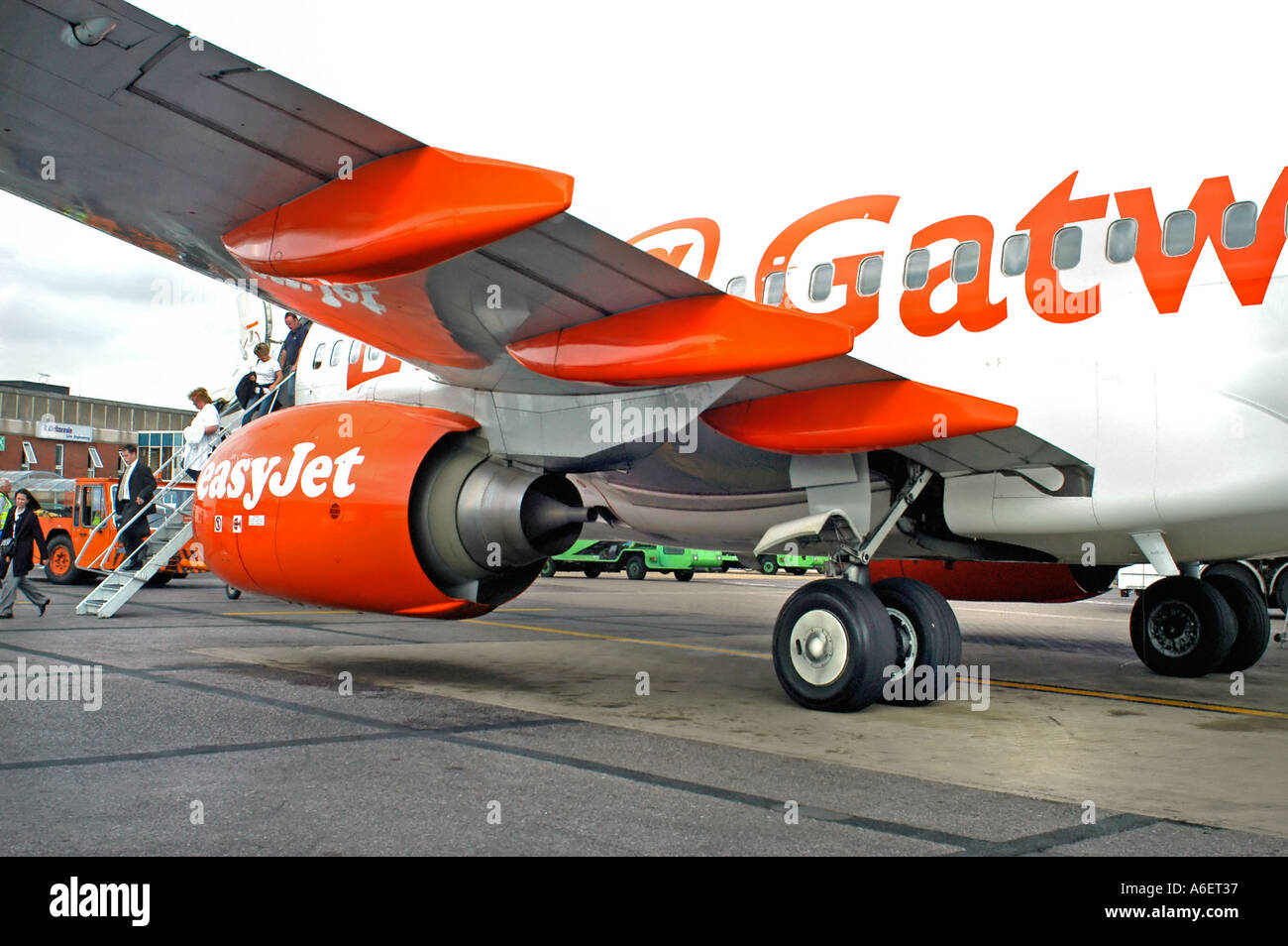 "Easy Jet" Airplane Boeing 700 unloading passengers in "Luton Airport ...