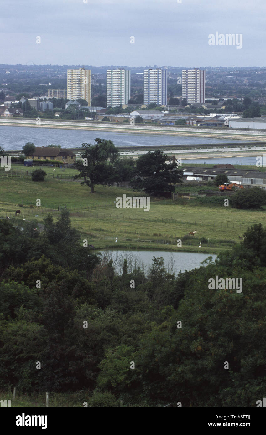 Ponders end london hi-res stock photography and images - Alamy