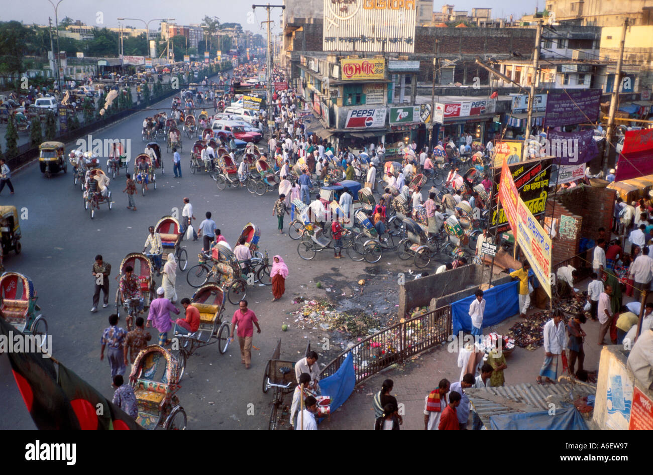Dhaka Street High Resolution Stock Photography and Images - Alamy