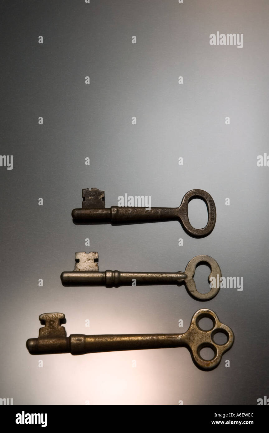 Old fashion keys Stock Photo - Alamy