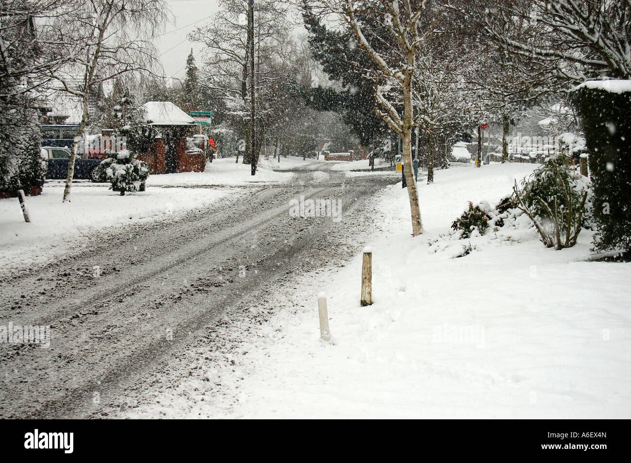 Falling Snow Rural Lane, Pinner, Middlesex, UK Stock Photo - Alamy