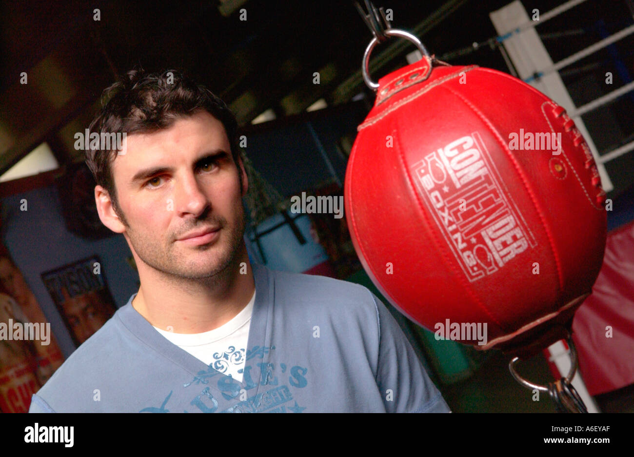 Joe Calzaghe undefeated super middleweight boxing world champion ...
