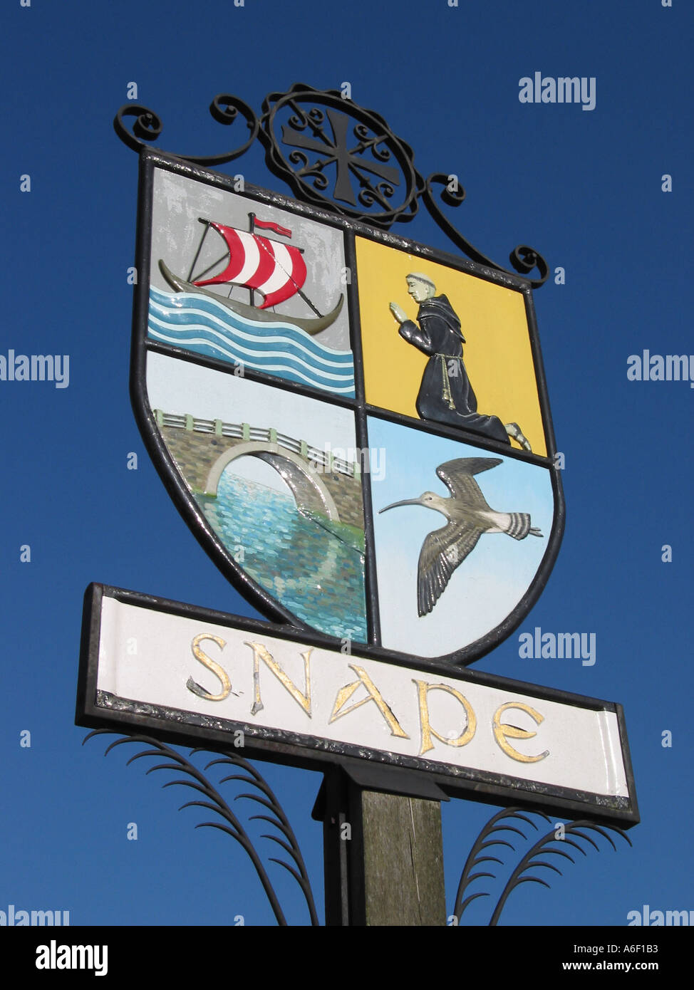 Snape village hi-res stock photography and images - Alamy