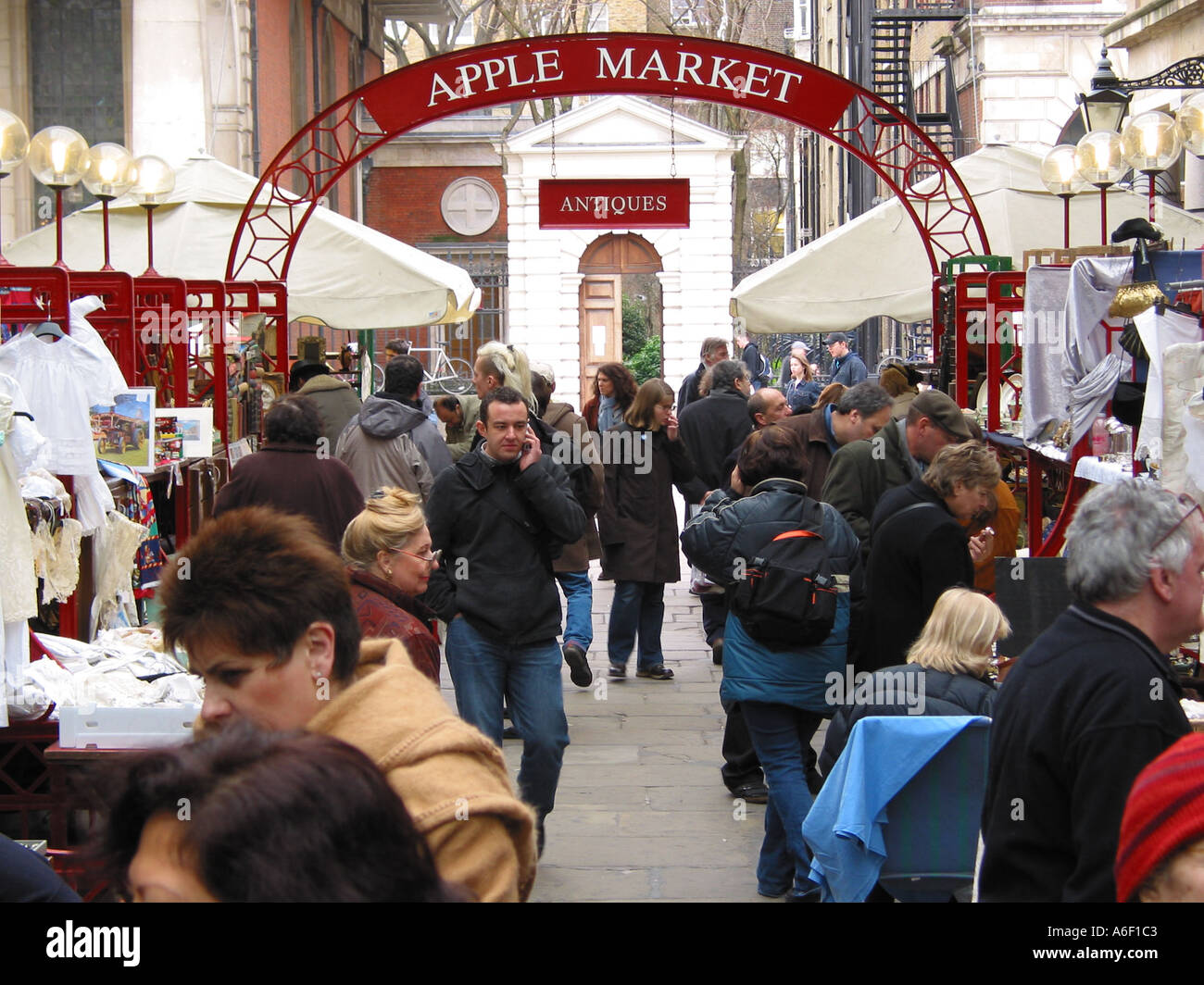 Apple Market Covent Garden Antique Market London England Great Britain ...