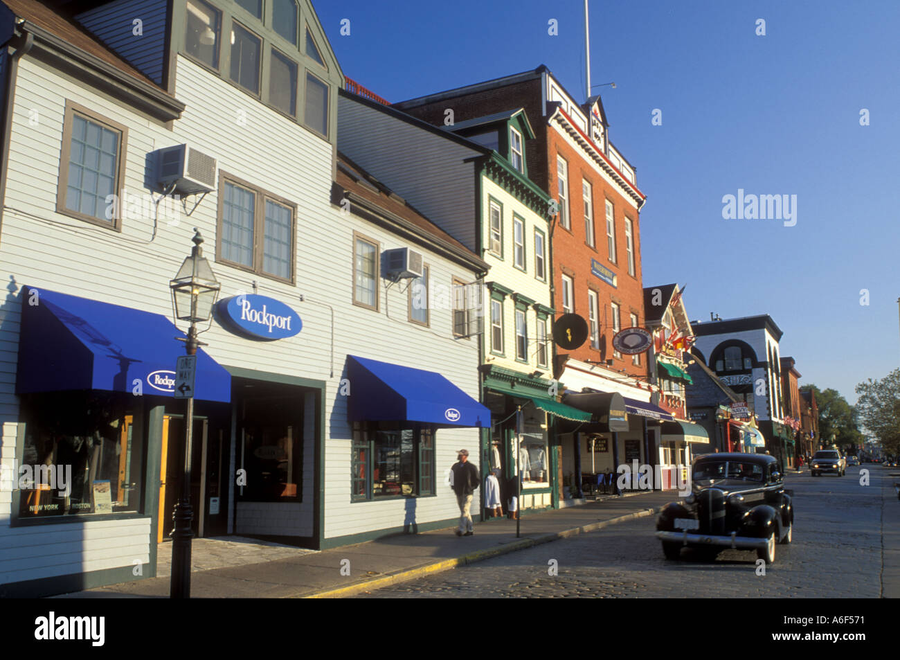 Thames street newport ri hi-res stock photography and images - Alamy