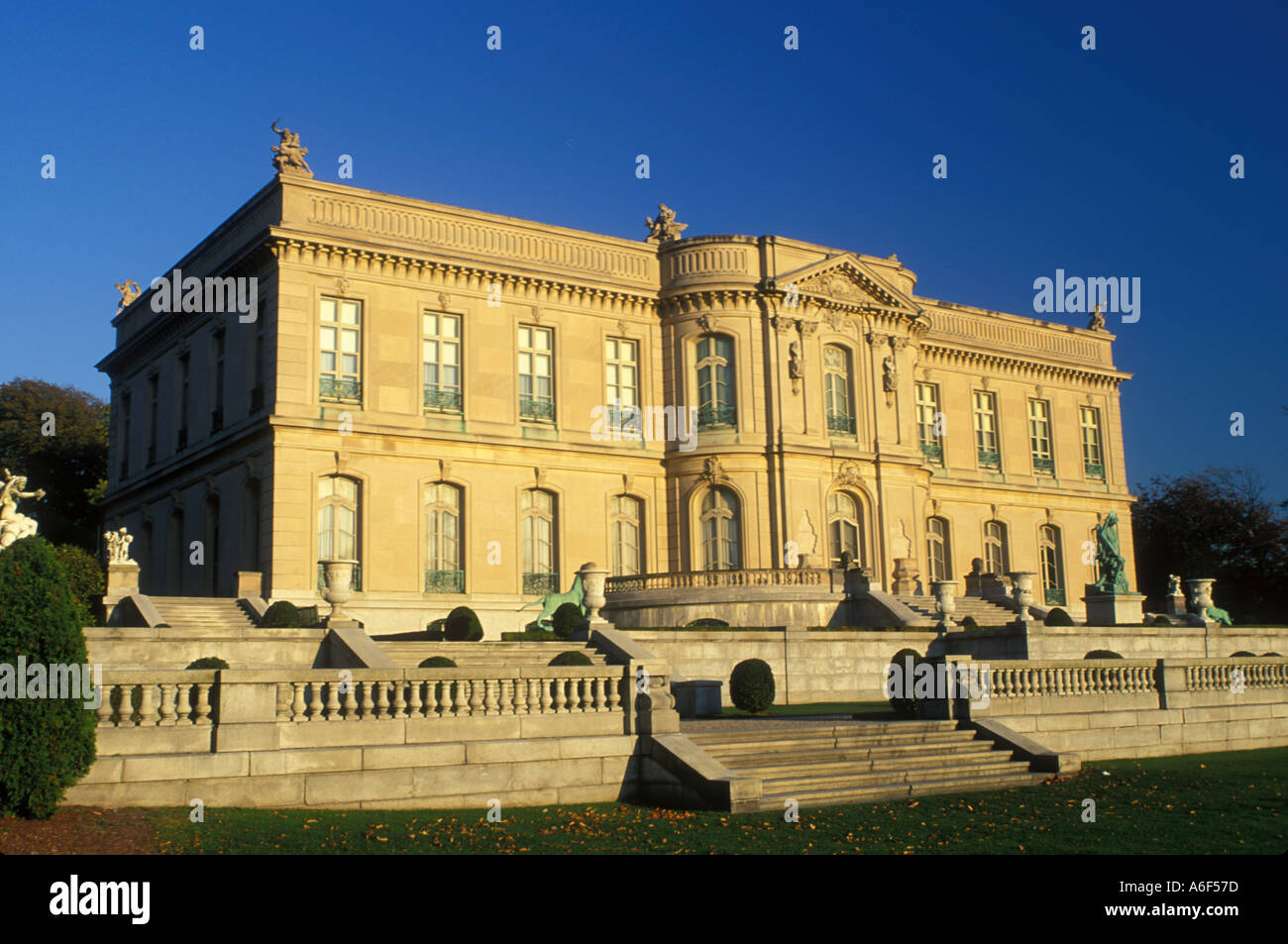 Newport ri tourism photos hi-res stock photography and images - Alamy
