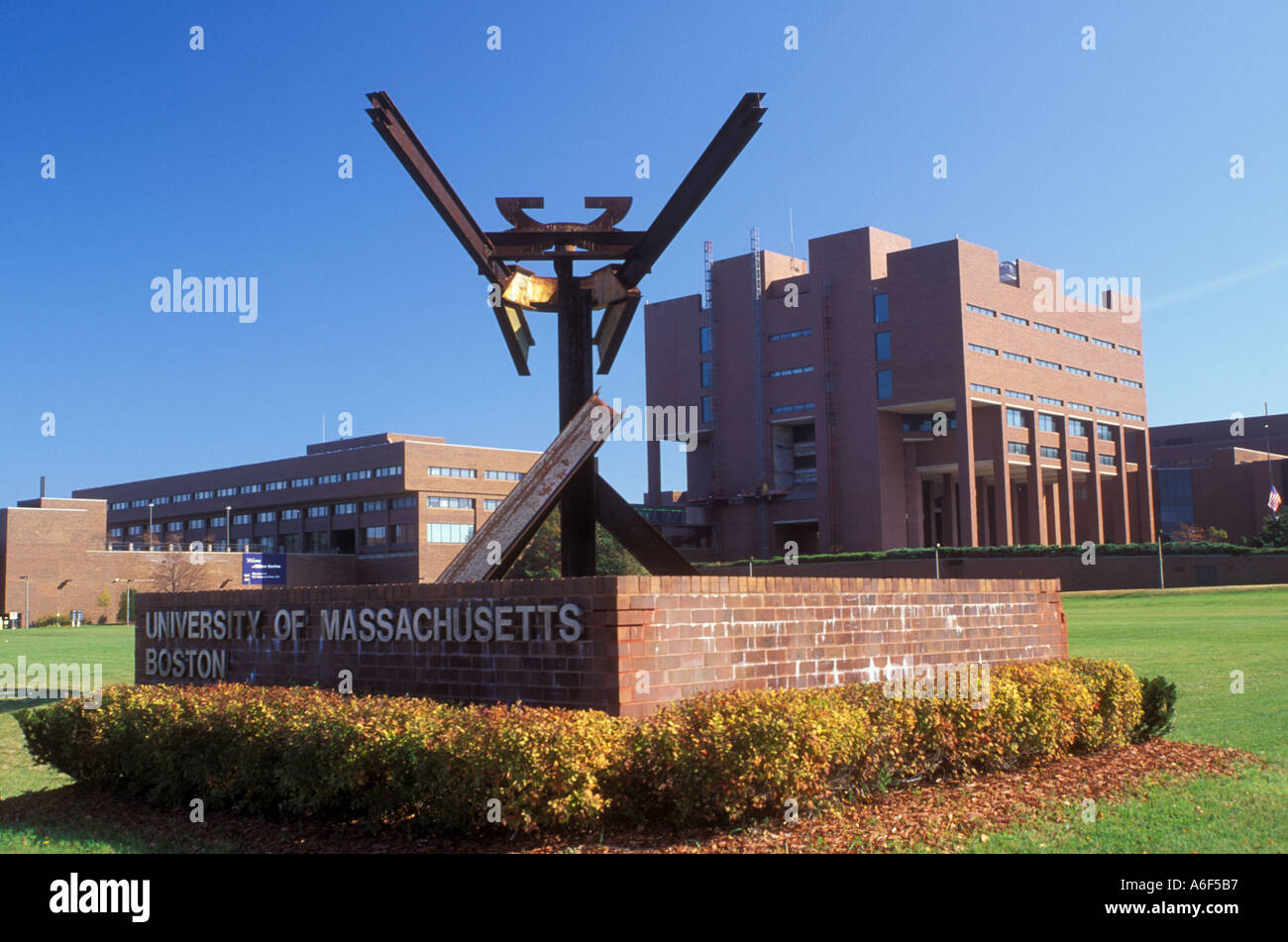 Boston college campus hi-res stock photography and images - Alamy