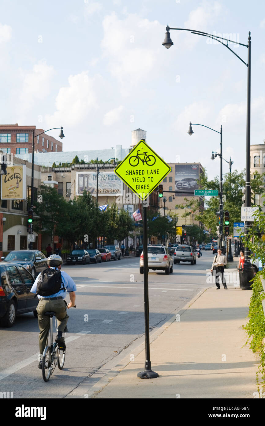 ILLINOIS Chicago Man commute to work by bike backpack and helmet ...