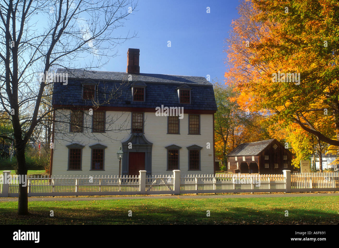 Historic deerfield village hi-res stock photography and images - Alamy