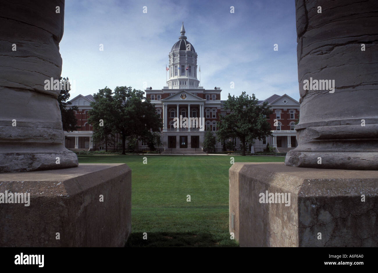 University of missouri columbia columns hi-res stock photography and ...