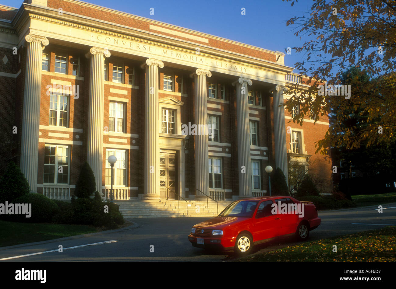 Amherst college campus hi-res stock photography and images - Alamy