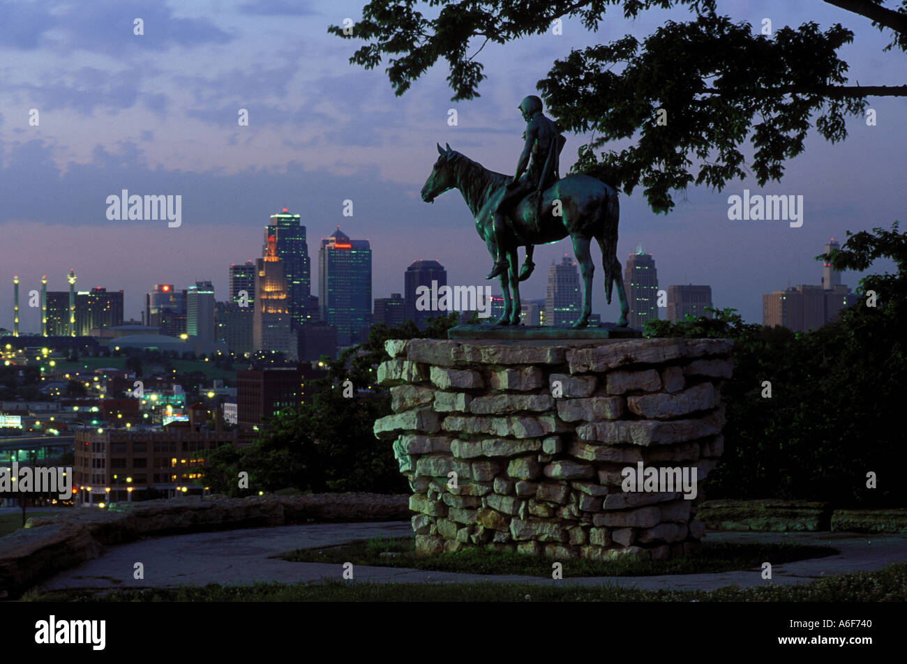 Scout statue in kansas city hi-res stock photography and images - Alamy