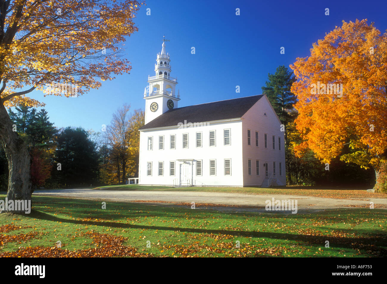Jaffrey center village meeting house hi-res stock photography and ...