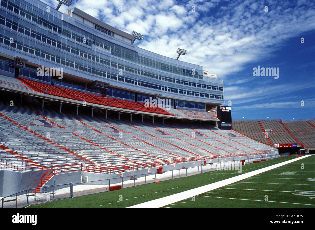 Memorial stadium nebraska hi-res stock photography and images - Alamy