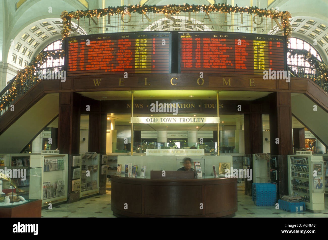 Train building washington dc depot hi-res stock photography and images ...