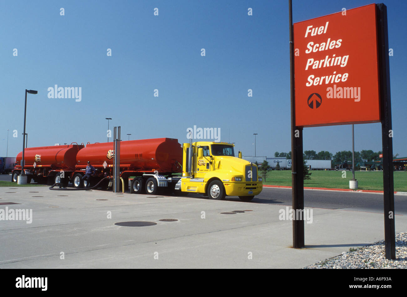 Underground fuel tanks hi-res stock photography and images - Alamy