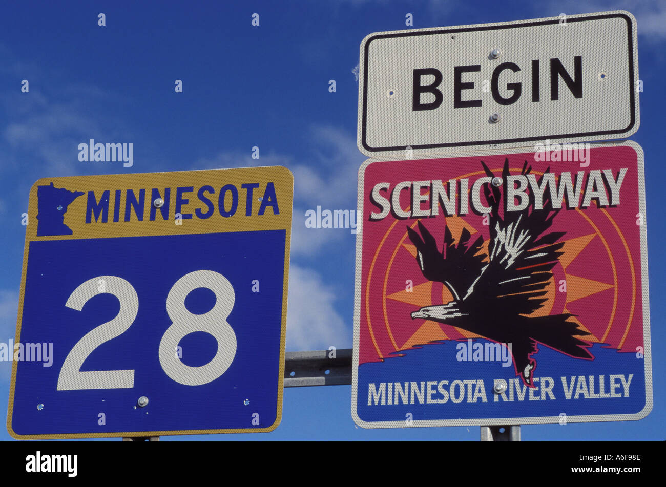 Minnesota road sign hi-res stock photography and images - Alamy