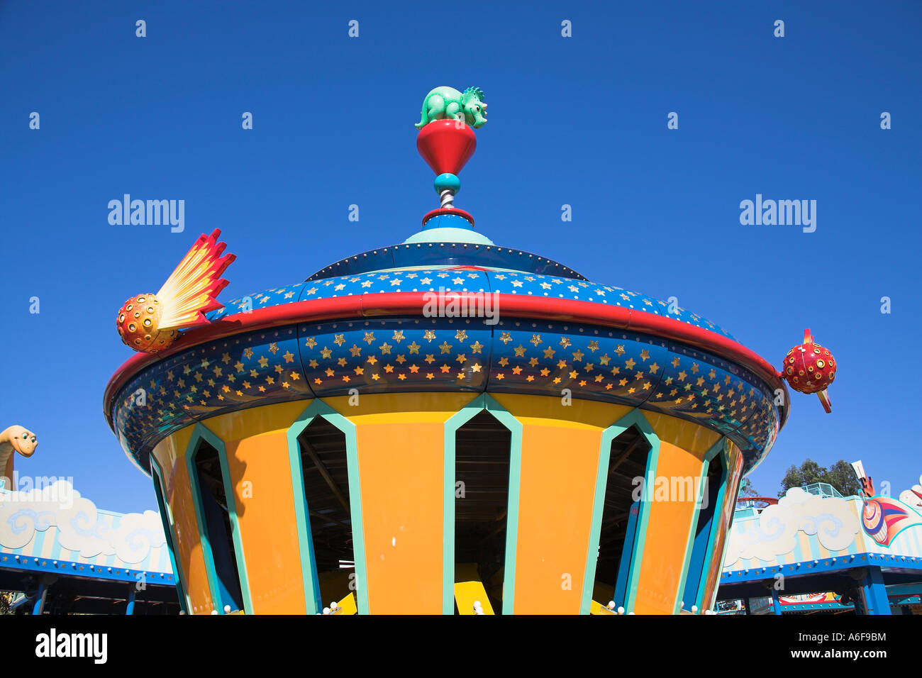 Tricera Top Spin Dinosaur fairground ride, Animal Kingdom, Disney World ...