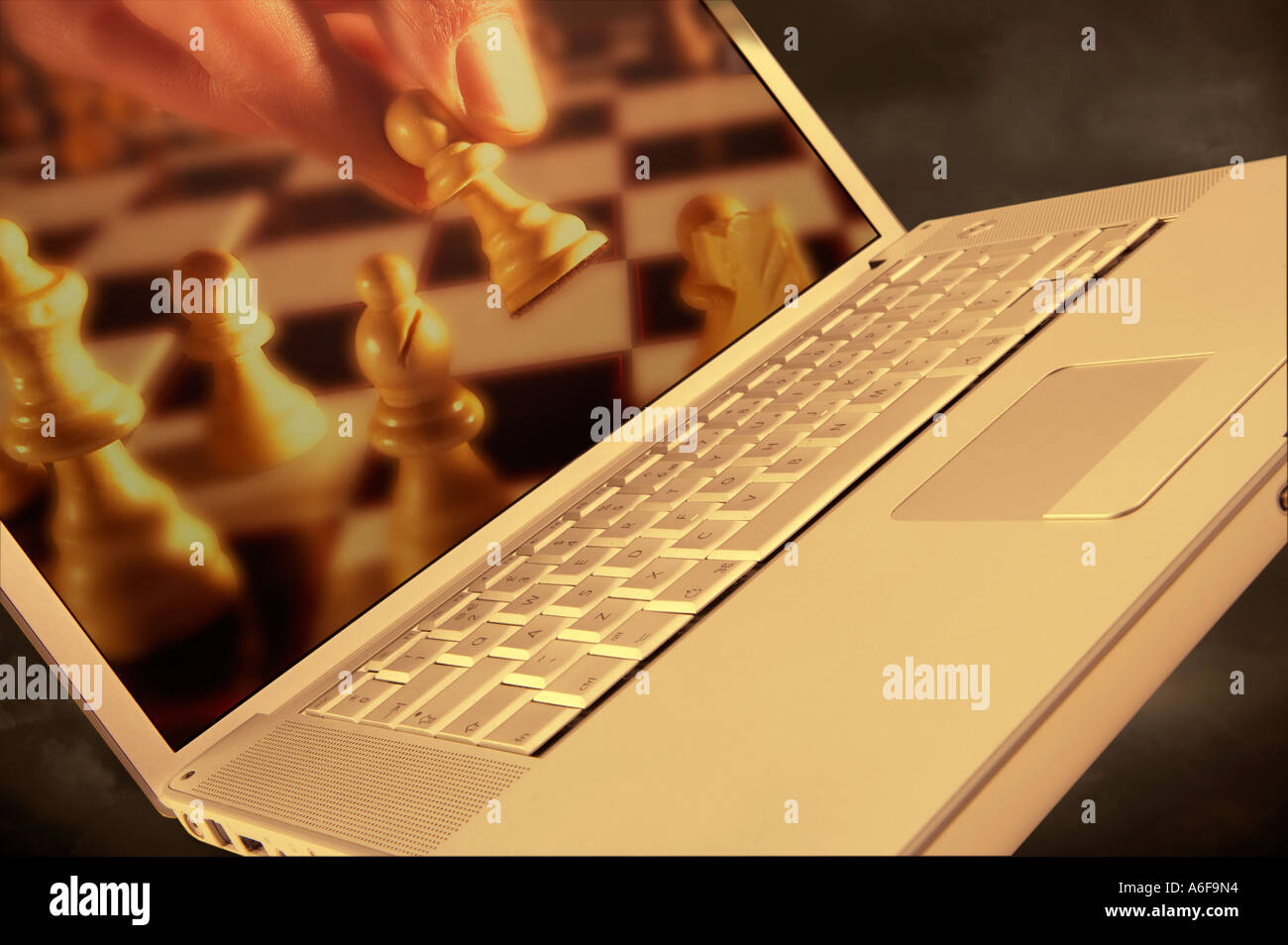 LAP TOP NOTE BOOK COMPUTER DISPLAYING PICTURE OF CHESS GAME ON SCREEN ...