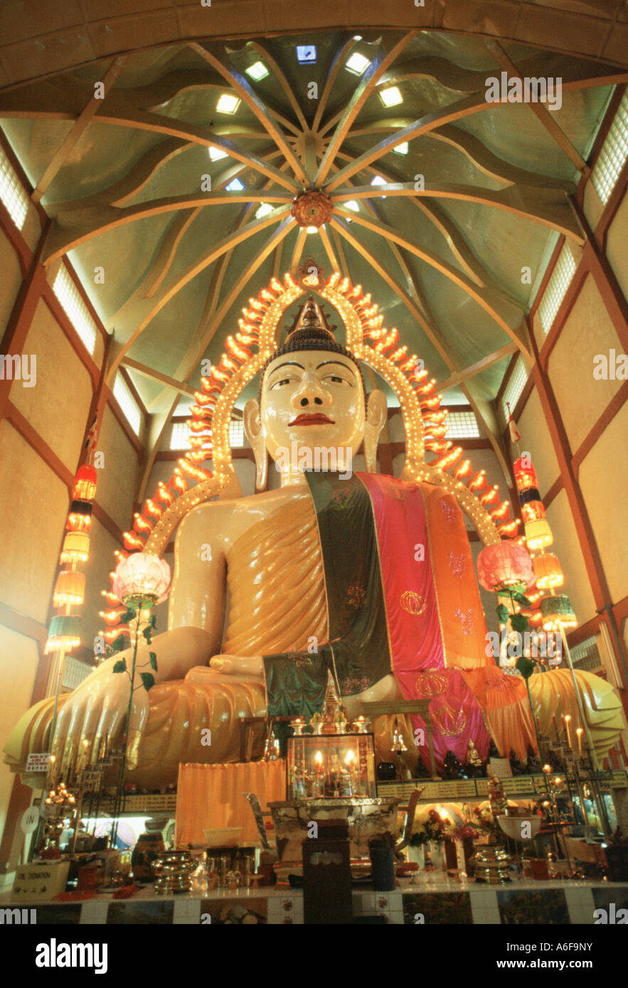 Light Buddha Singapore Stock Photo - Alamy