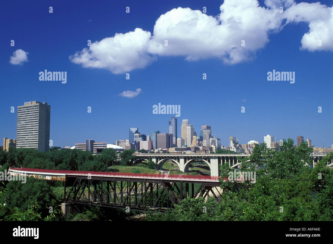 Minneapolis urban expansion hi-res stock photography and images - Alamy