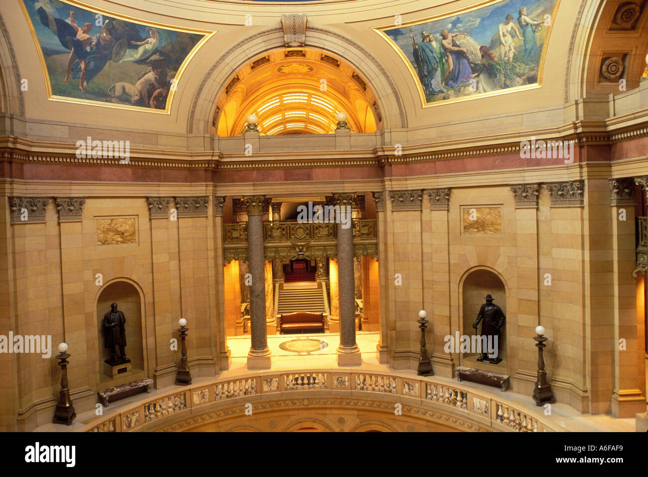Minnesota state capitol interior hi-res stock photography and images ...