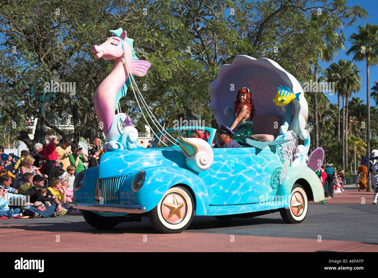 Chauffeured vehicle hi-res stock photography and images - Alamy