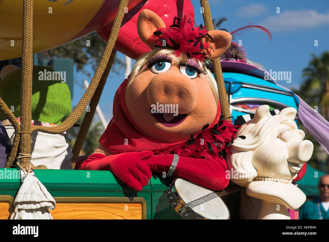 Miss Piggy, The Muppets, Disney Stars and Motor Cars Parade, Disney MGM ...