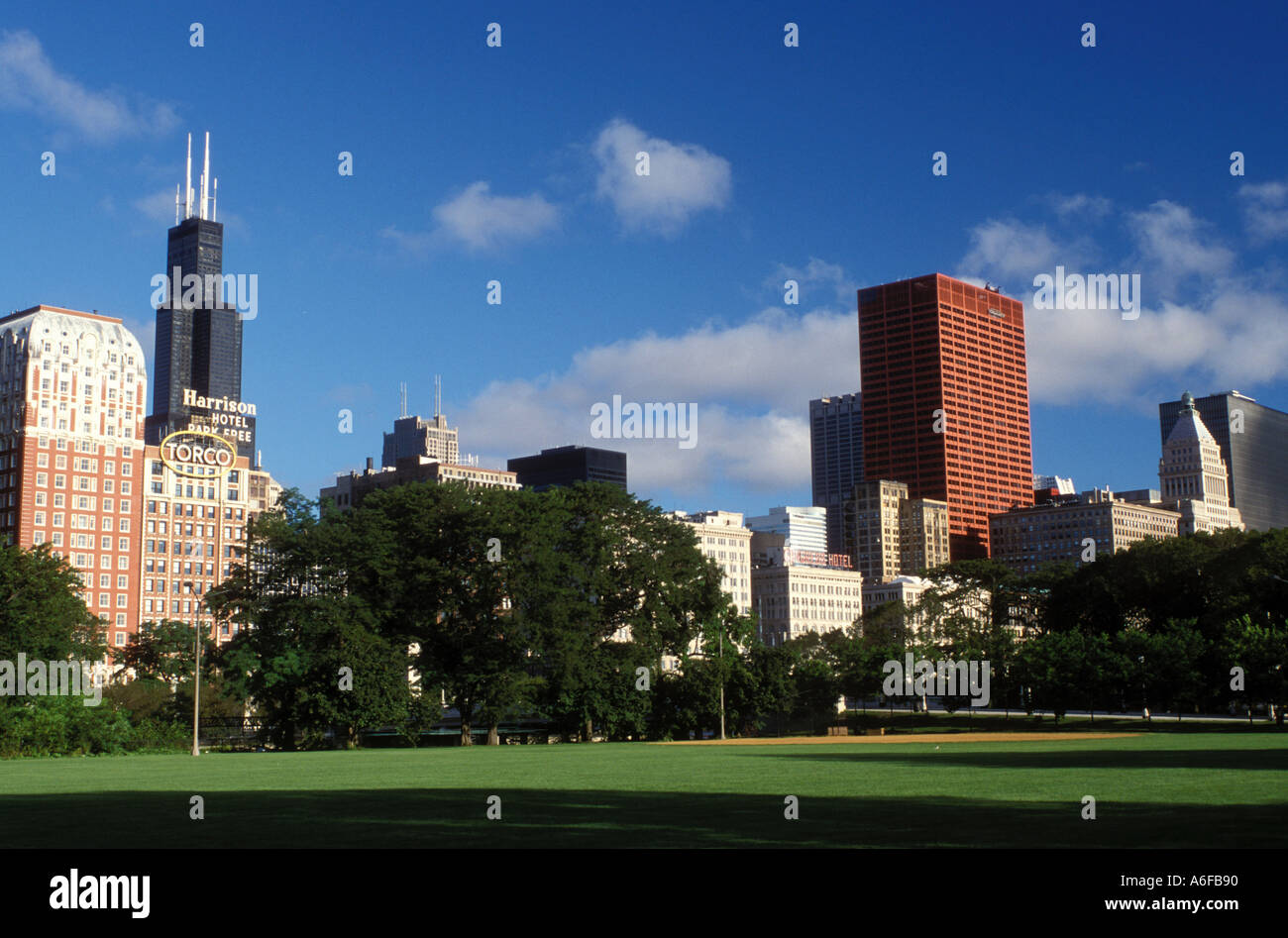 Chicago landscape pictures hi-res stock photography and images - Alamy