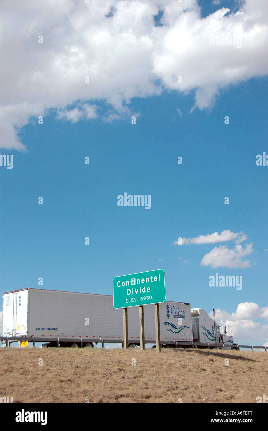 Interstate 70 Continental Divide sign on Freeway Altitude water flow ...