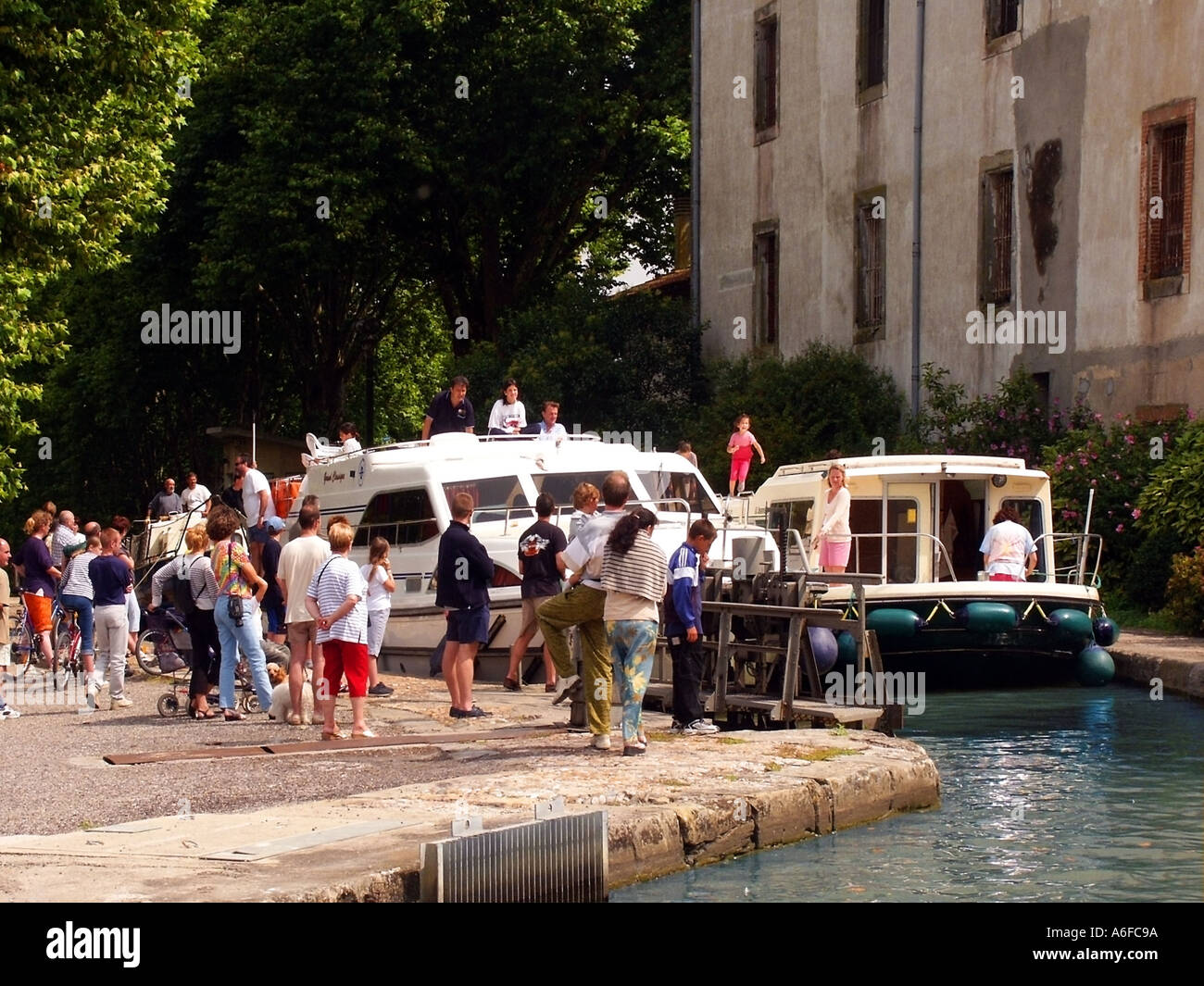 canal du midi castelnaudary locks languedoc roussillon france Stock ...