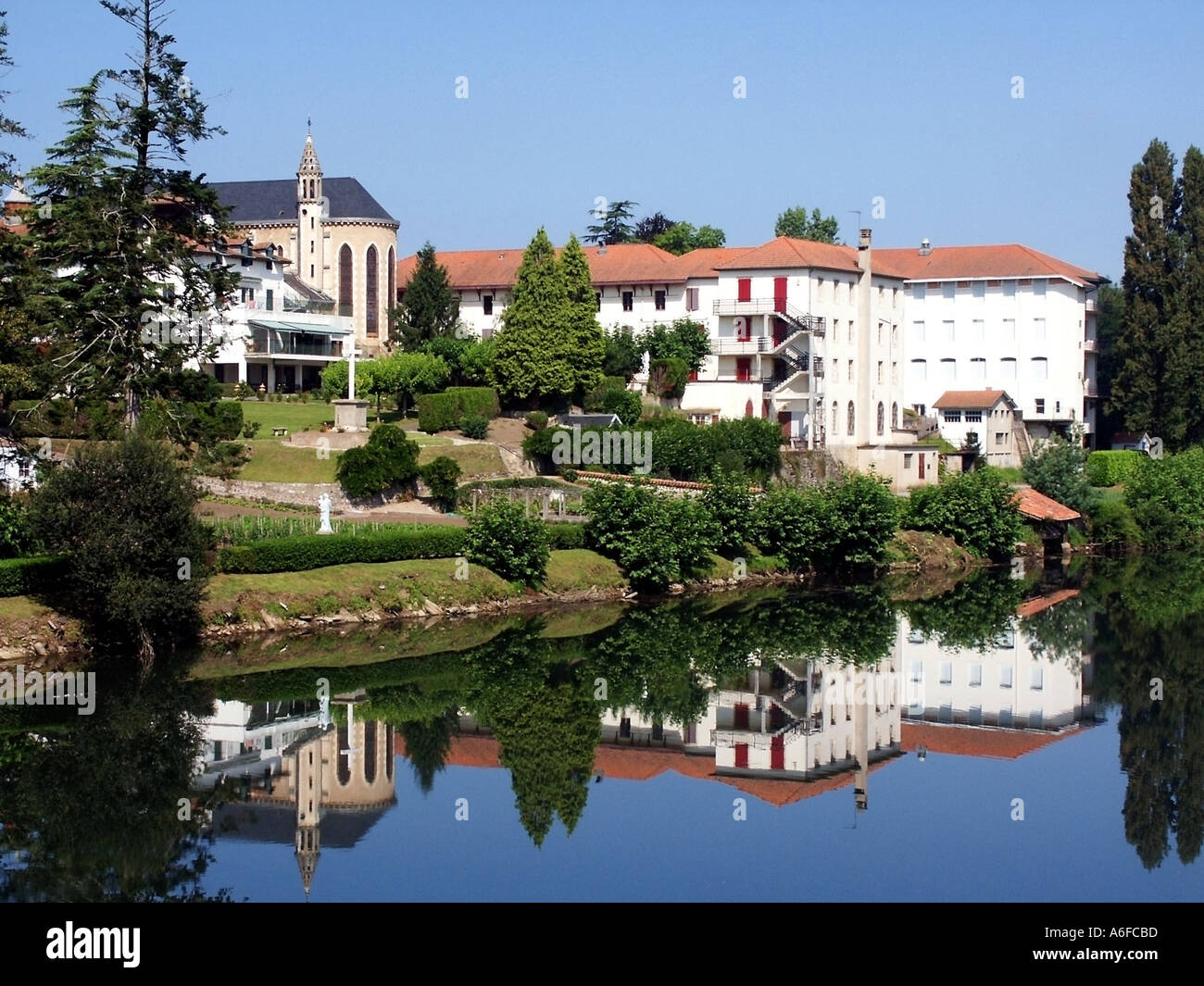 france pyrenees pyrenees atlantique pays basque river nive cambo les ...