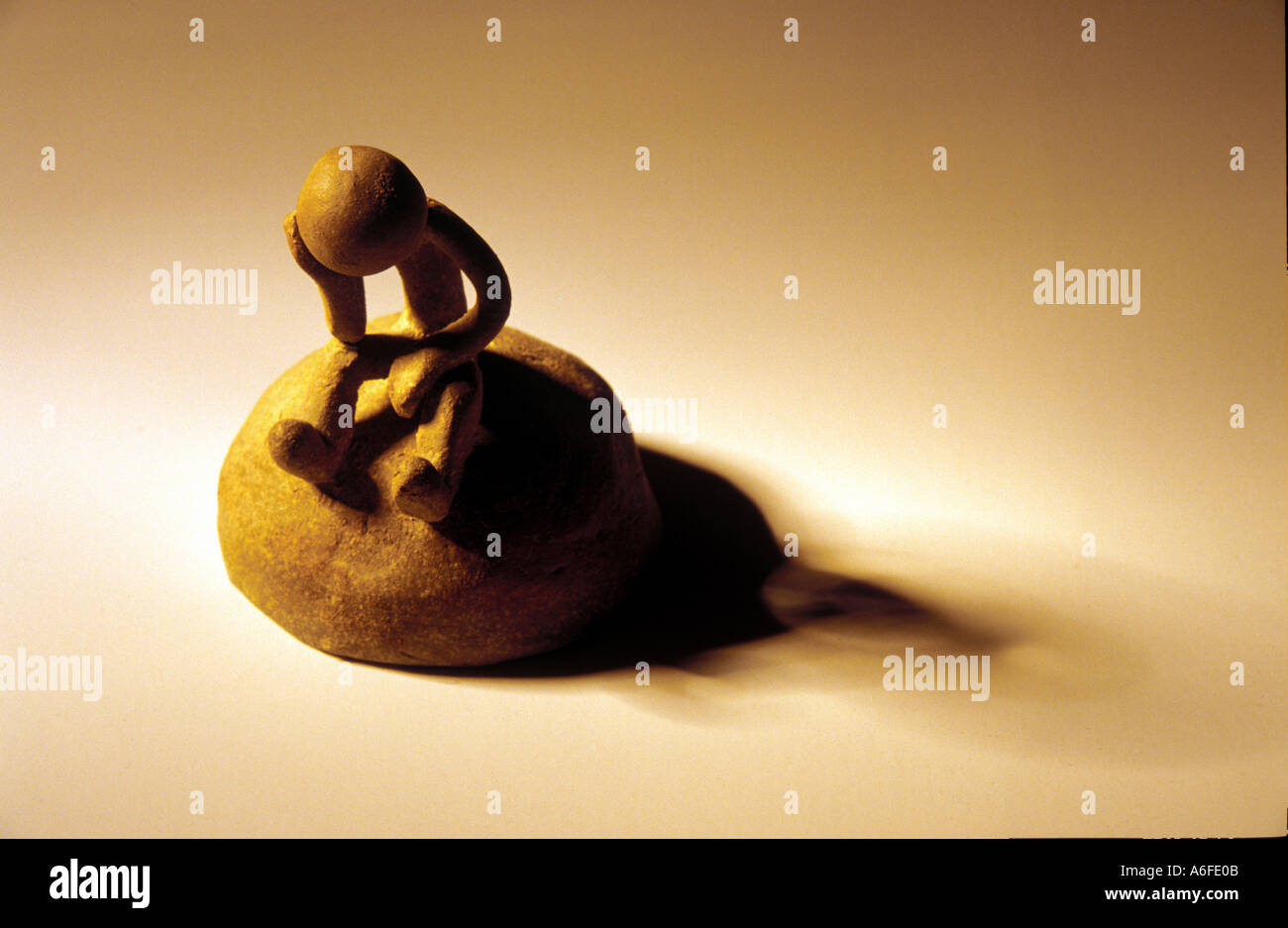 Thinking sculpture hi-res stock photography and images - Alamy