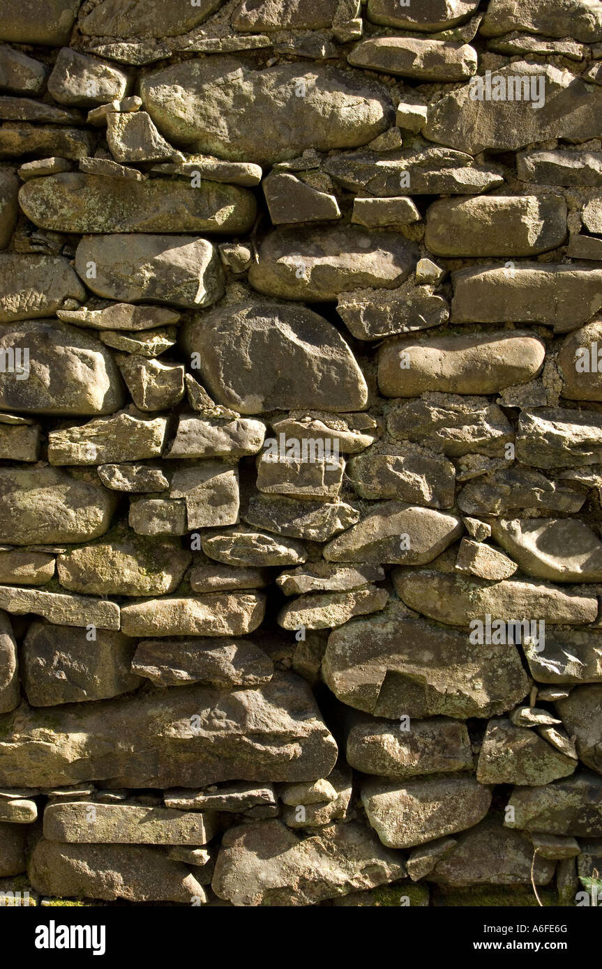 texture of an old stone rubble built wall Stock Photo - Alamy